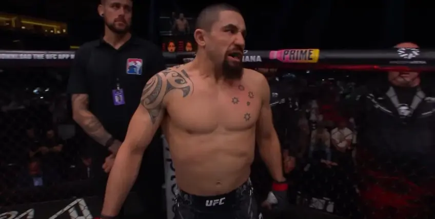 Robert Whittaker wants boxing after UFC